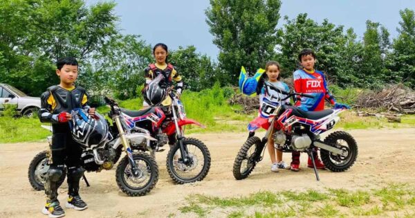 Do You Need a License for a Dirt Bike? - Bosuer