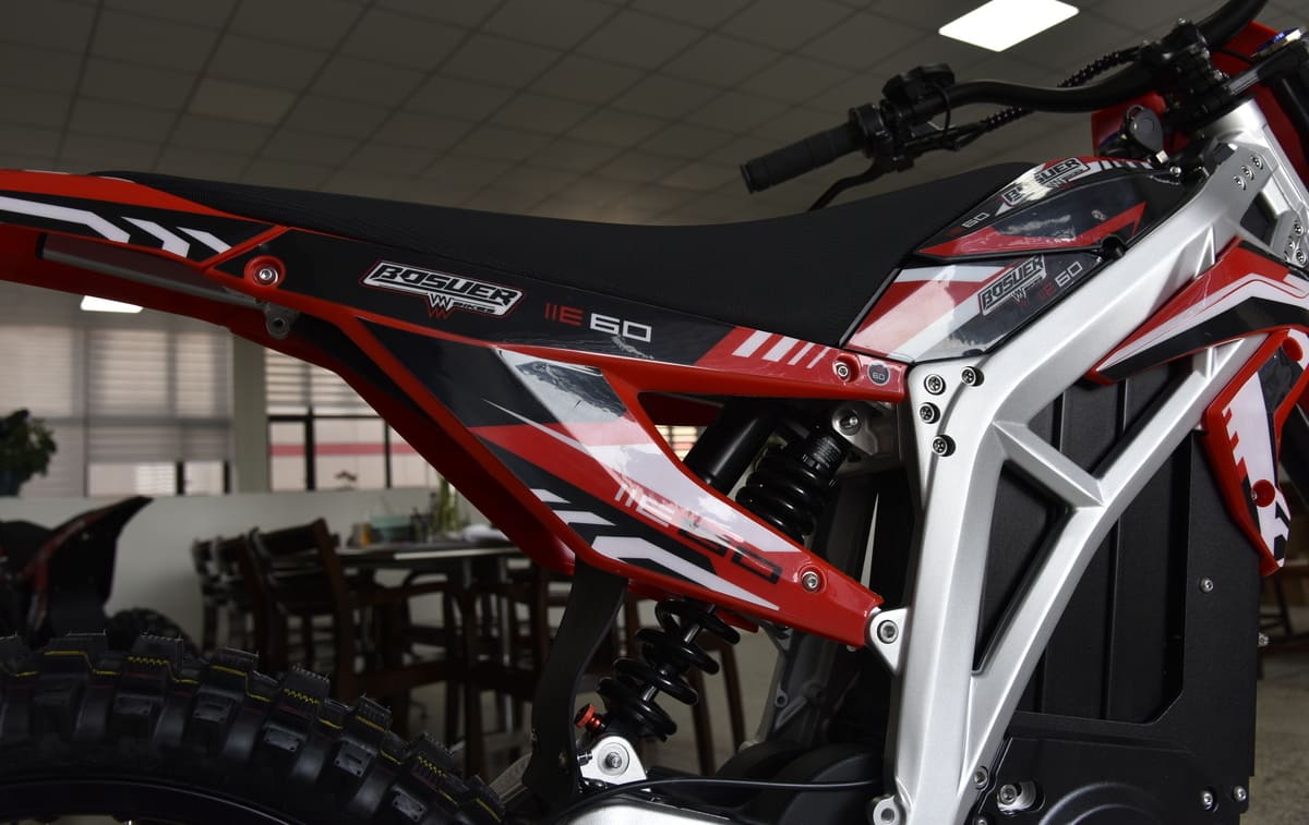 Understanding Dirt Bike Frames: Why It Matters For Your Ride? - Bosuer