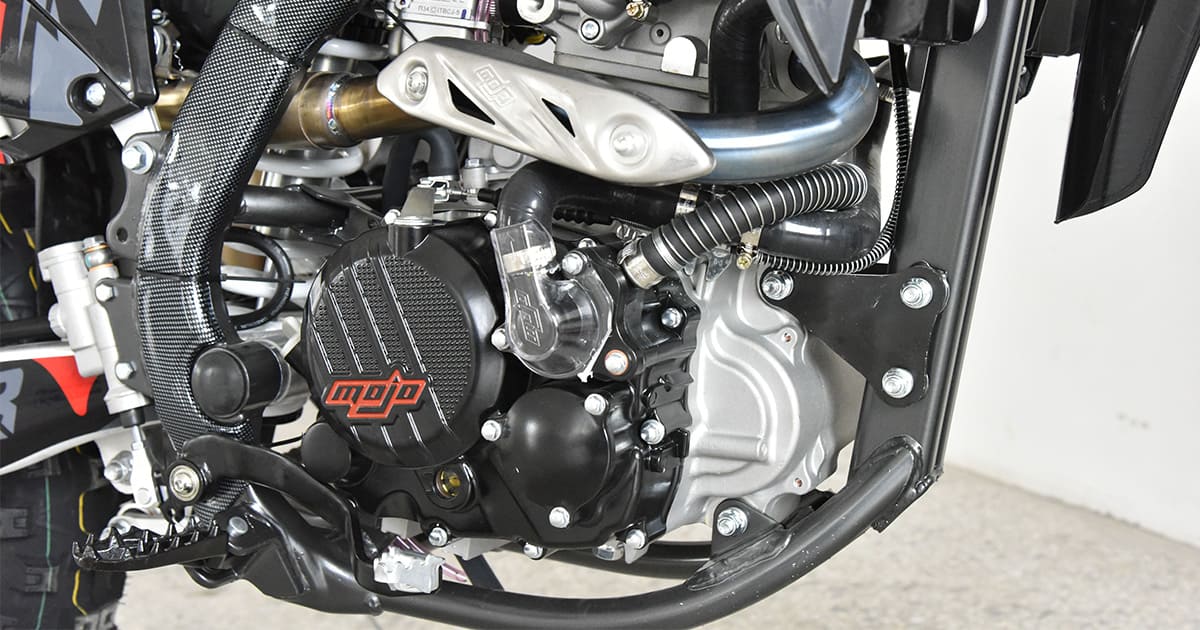 How a Dirt Bike Engine Works? Complete Engine Guide - Bosuer