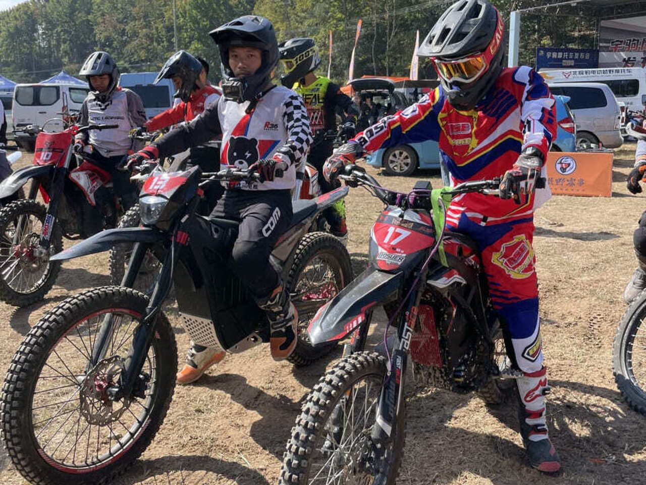 250cc vs. 450cc Dirt Bikes: Which One Should You Choose? - Bosuer