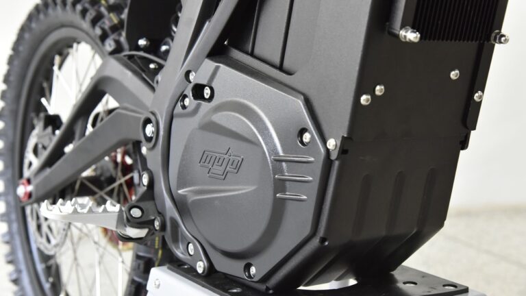 Which Dirt Bike Size Do You Need? Dirt Bike Size Guide - Bosuer