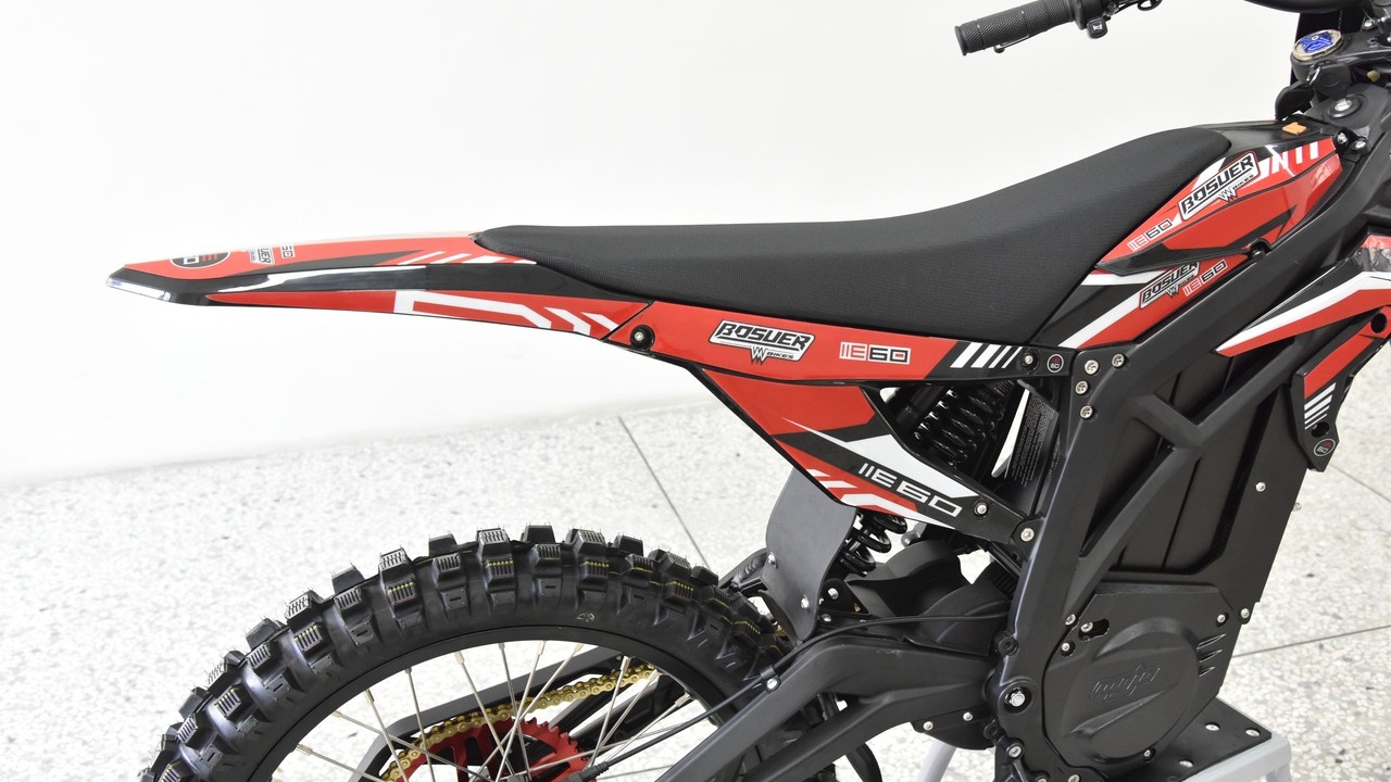 Which Dirt Bike Size Do You Need? Dirt Bike Size Guide - Bosuer